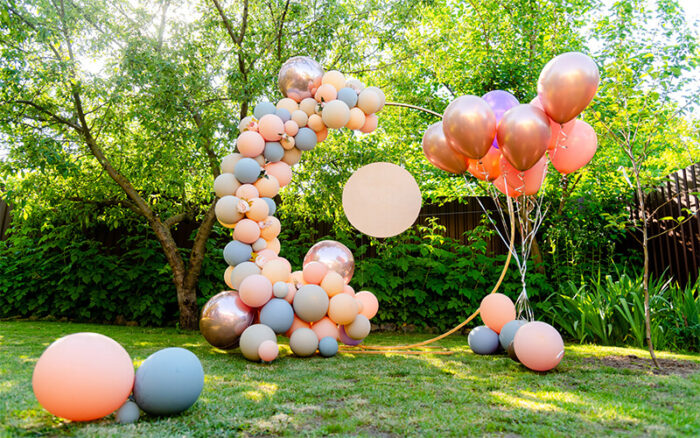 Decorating Events Using Affordable Helium Balloon Decor